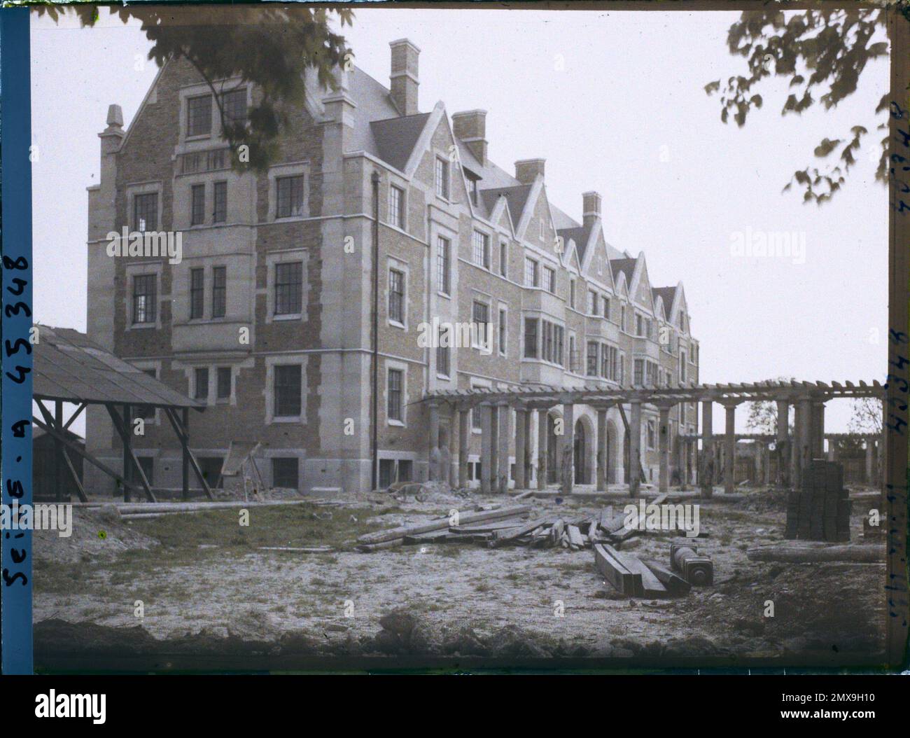 Paris (XIV arr.), France The University City, the Deutsch foundation of ...