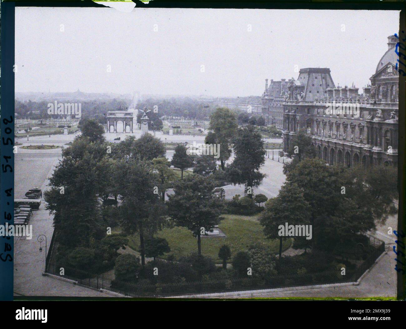 Paris (Ier-Viiie arr.), France Vue du Louvre towards Place de l 'Etoile ...