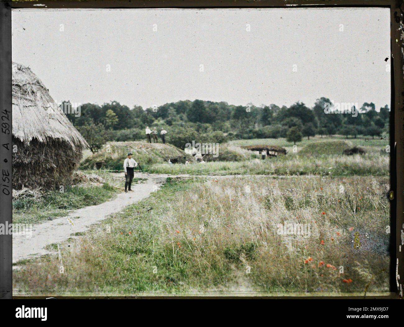Gury, Oise, Picardy, France Artillery Battery around Gury , 1915 ...
