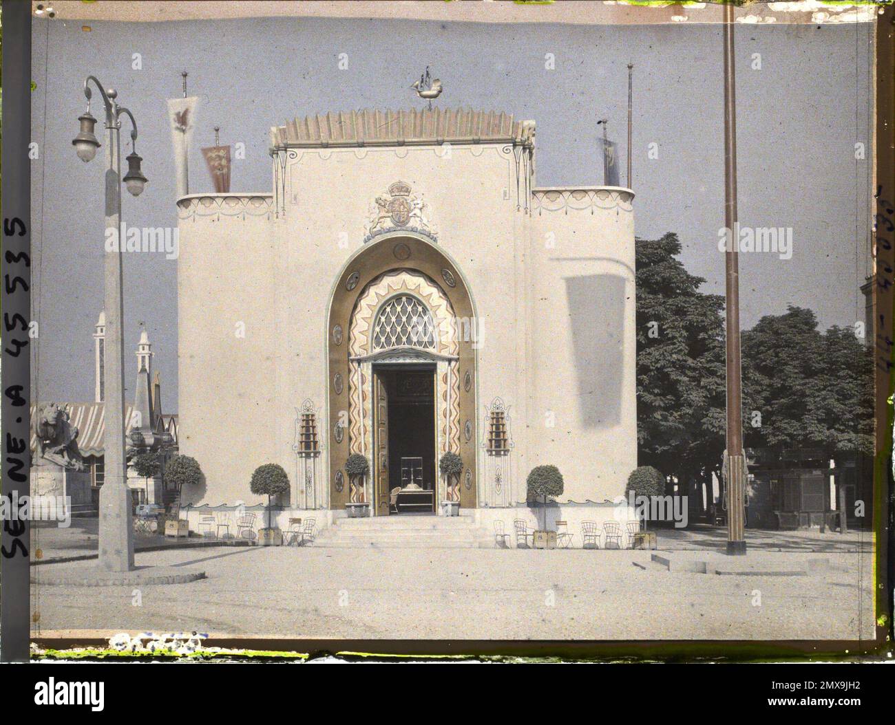 Paris (VIIIE arr.), France The exhibition of decorative arts, Pavillon ...