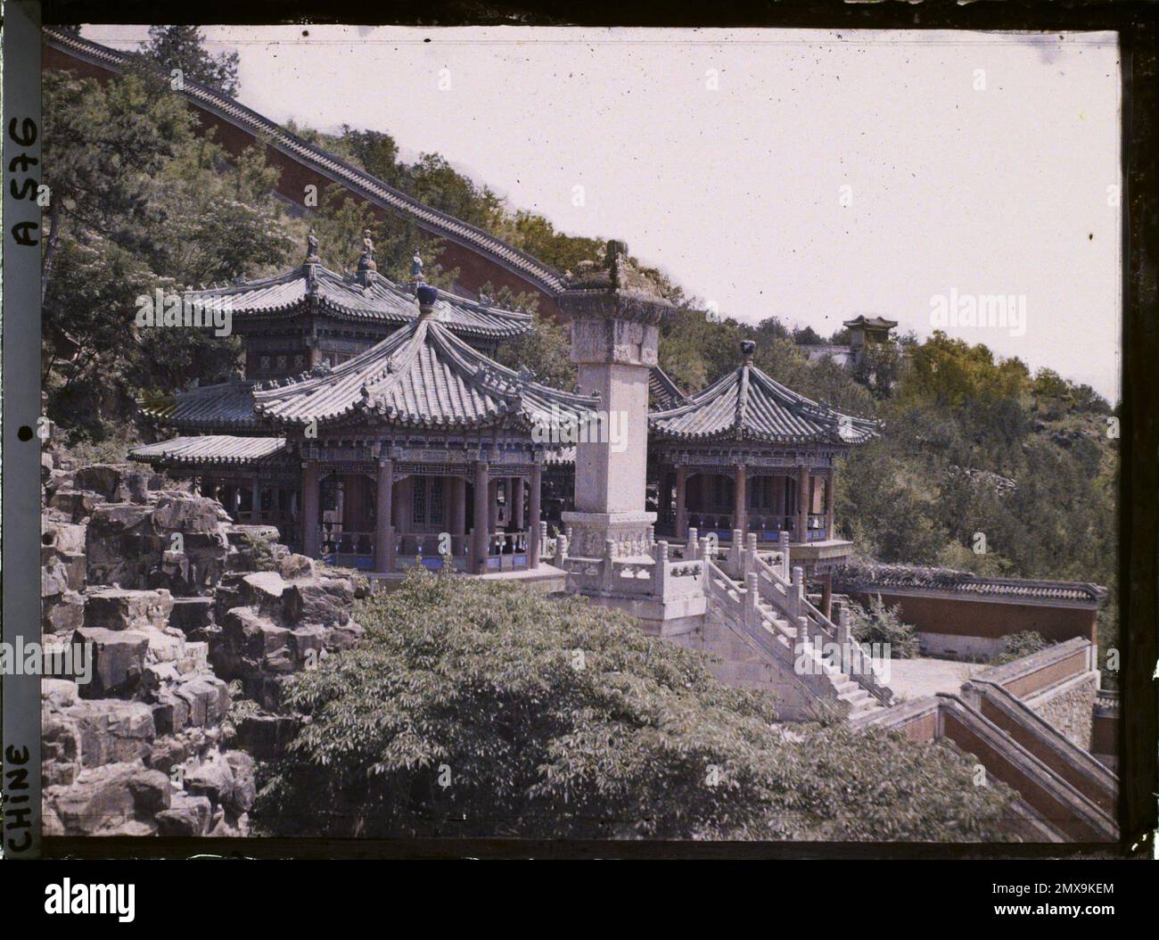 China two octagonal pavilions hi-res stock photography and images - Alamy