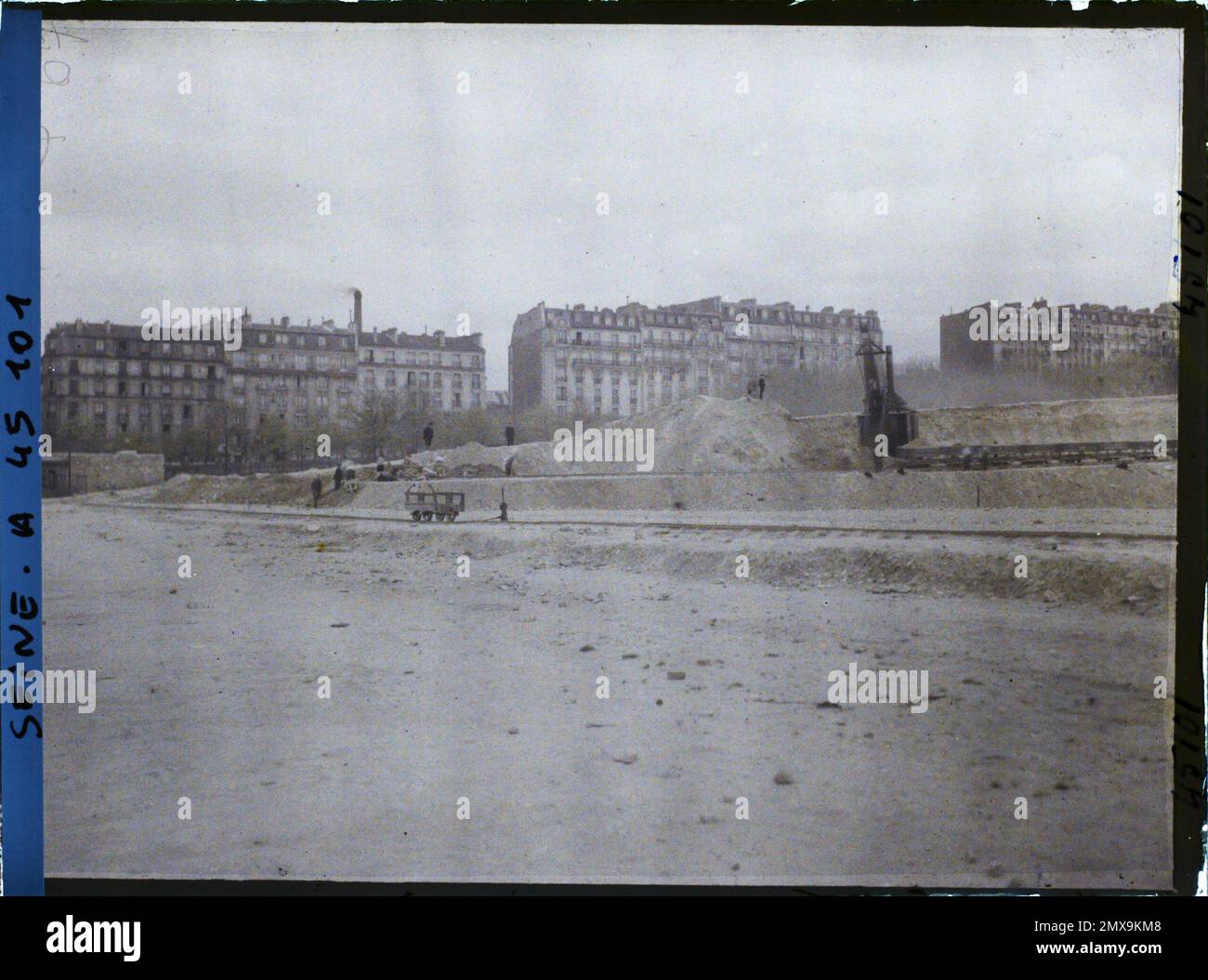Paris (15th arr.), France demolition of the old fortifications at the ...