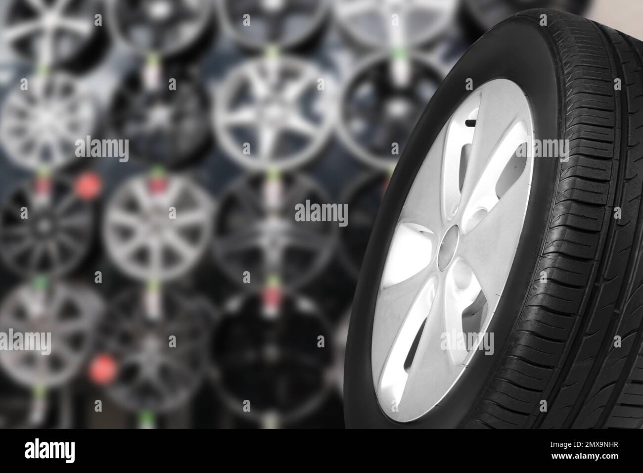 Black car disks hi-res stock photography and images - Alamy