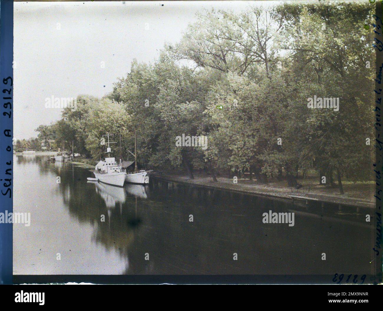 The seine at suresnes hi-res stock photography and images - Alamy