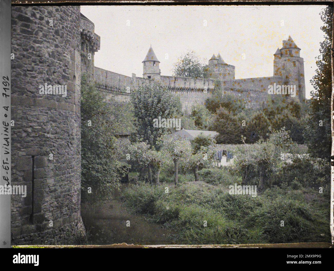 Tour fortified architecture rampart habitat architecture france hi-res ...