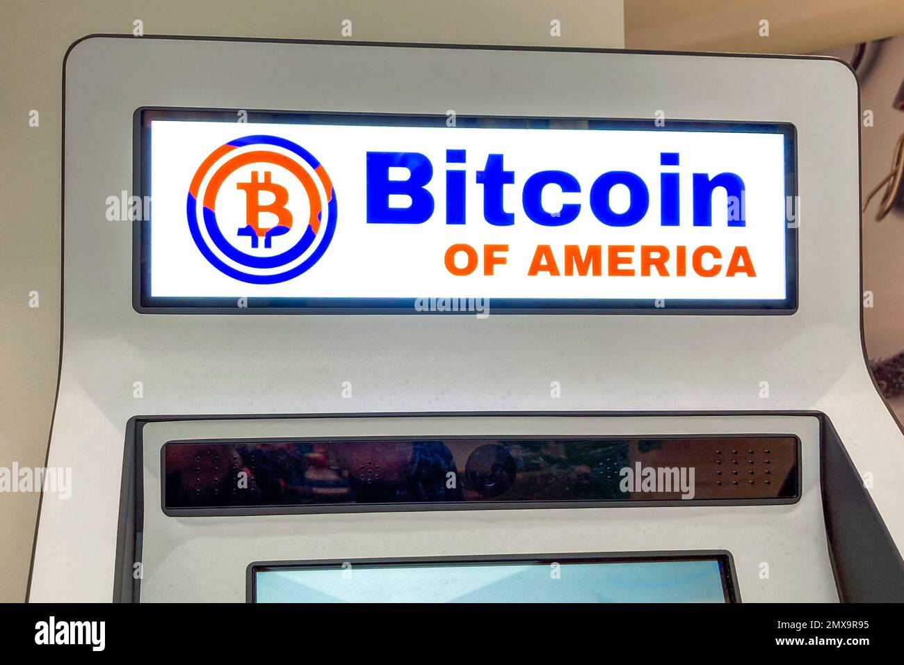 Cryptocurrency atm usa hi-res stock photography and images - Alamy