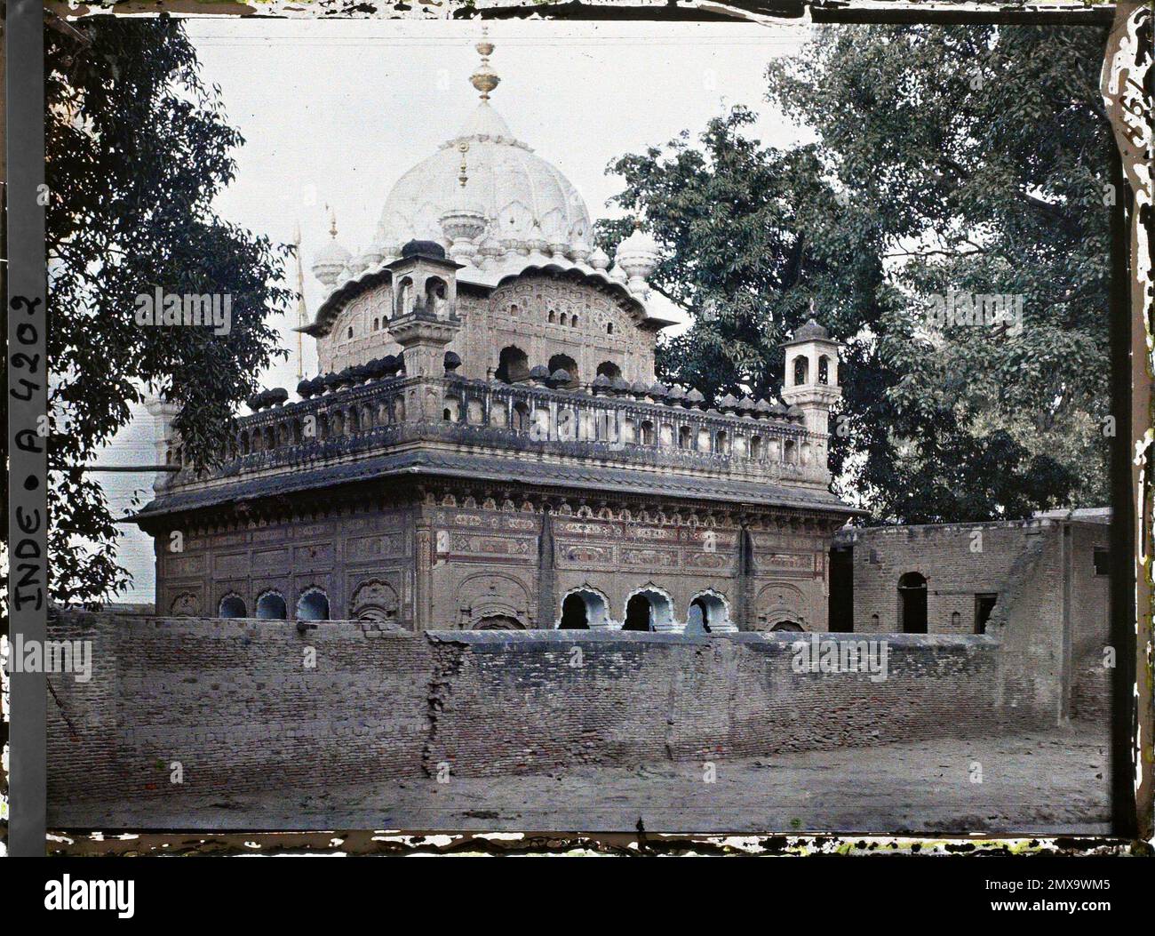 Lahore, Indes (current Pakistan) Sikh temple (?) , 1913-1914 - India ...