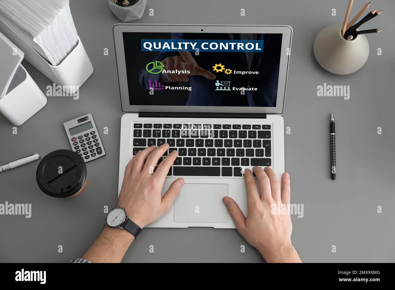 Quality control man graphic hi-res stock photography and images - Alamy