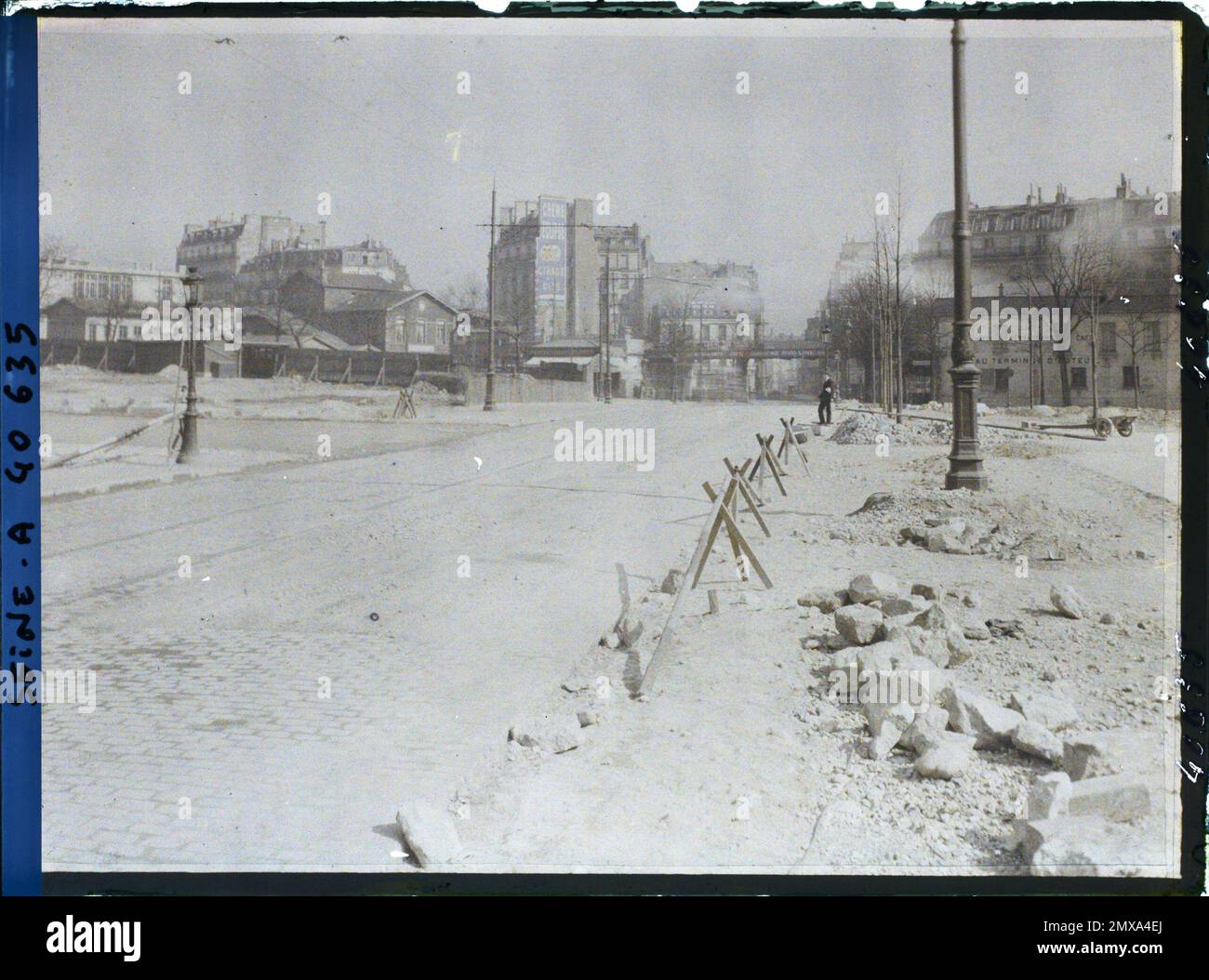 Paris (16th arr.), France Location of old fortifications at the Porte d ...