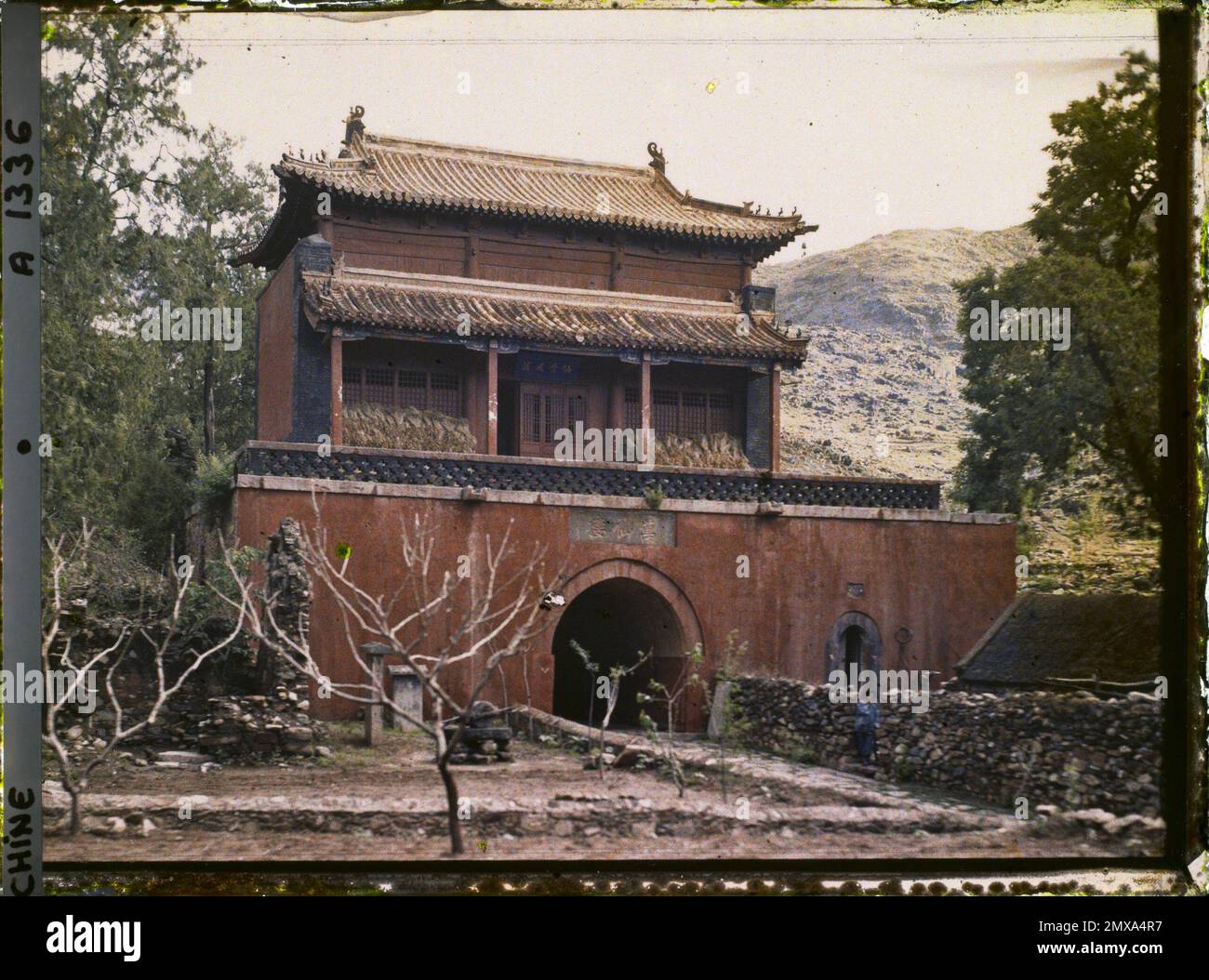 Ten thousand immortals hi-res stock photography and images - Alamy