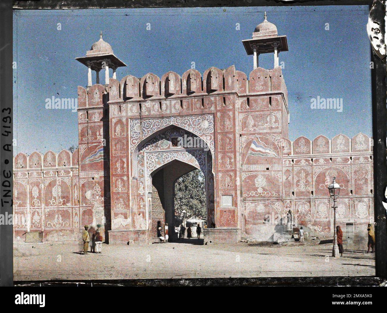 Jaipur, Indes a city door (Chandpol) , 1913-1914 - India, Pakistan ...