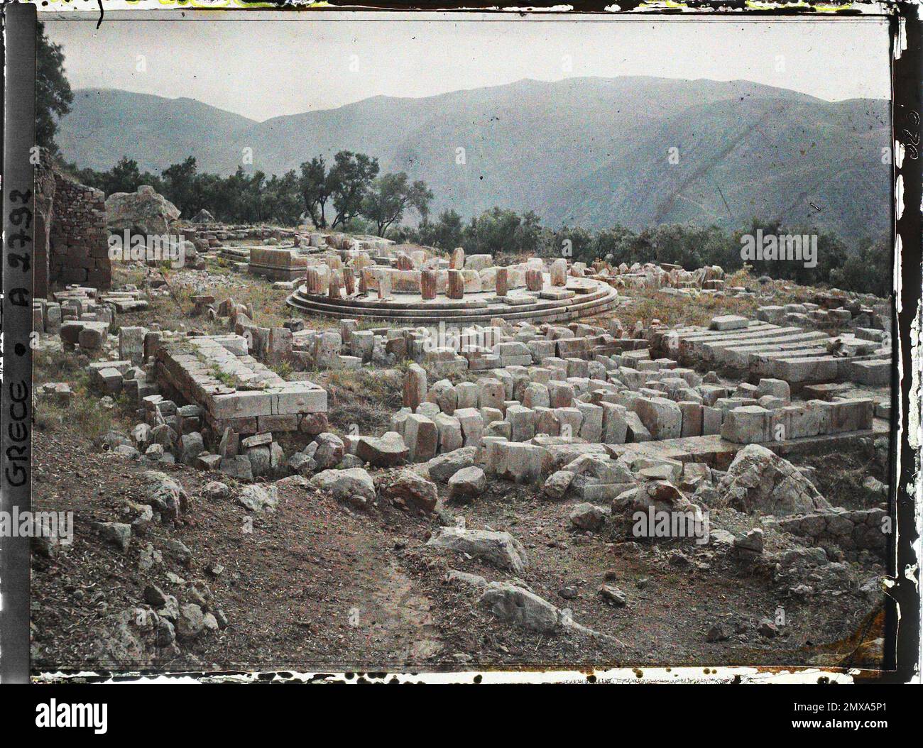 Sanctuaire de delphes hi-res stock photography and images - Alamy