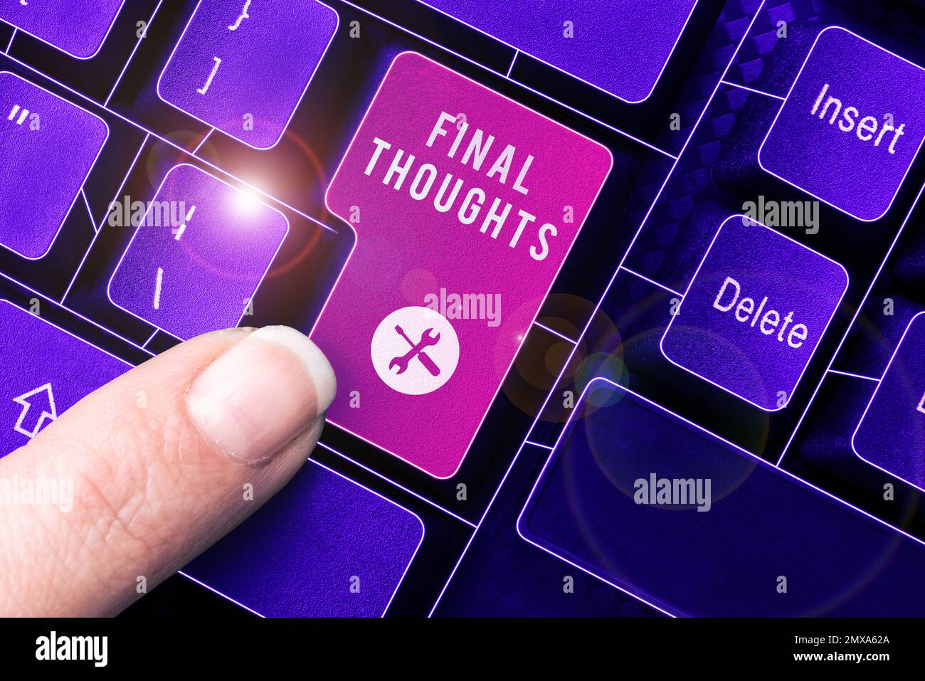 Text showing inspiration Final Thoughts. Conceptual photo Conclusion ...