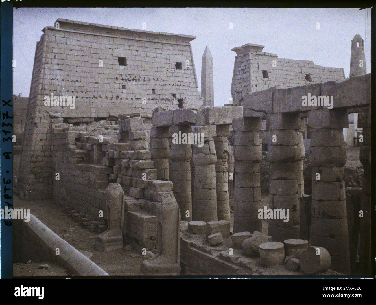 Obelisk statue temple archaeological vestige sculpture egyptian hi-res ...