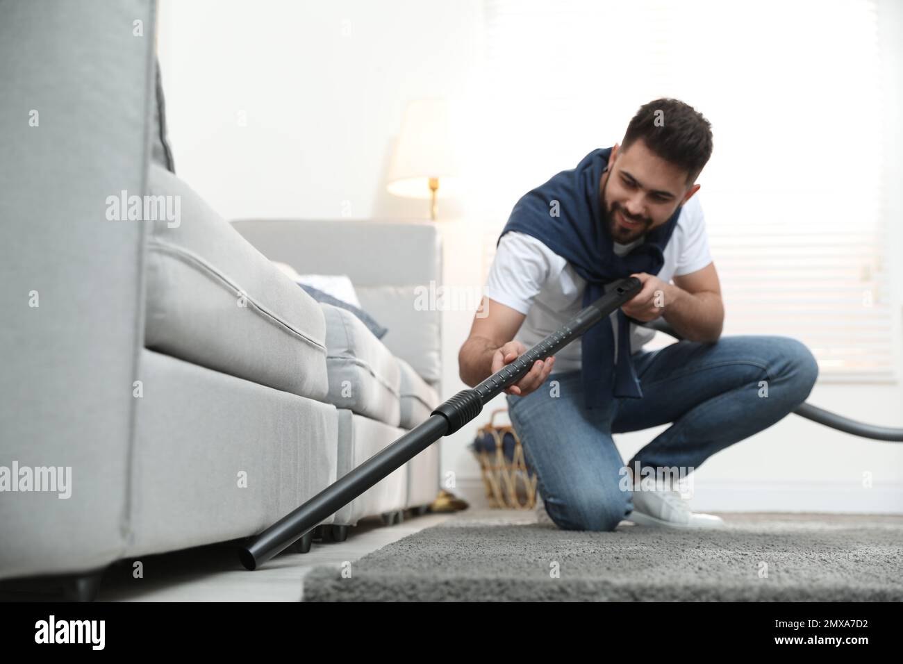 Vacuum cleaner man hi-res stock photography and images - Alamy