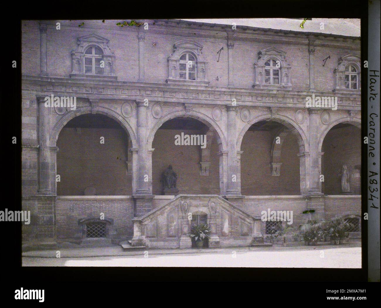 Toulouse, France Stone Statues of Fermat and Clémence Isaure , 1916 ...