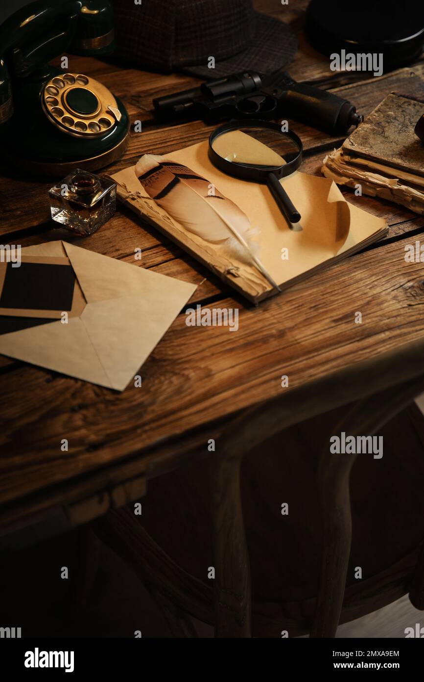 Vintage police paper hi-res stock photography and images - Alamy