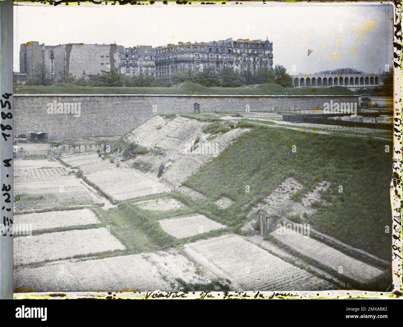 Cabane public civil architecture fortified architecture viaduct hi-res ...