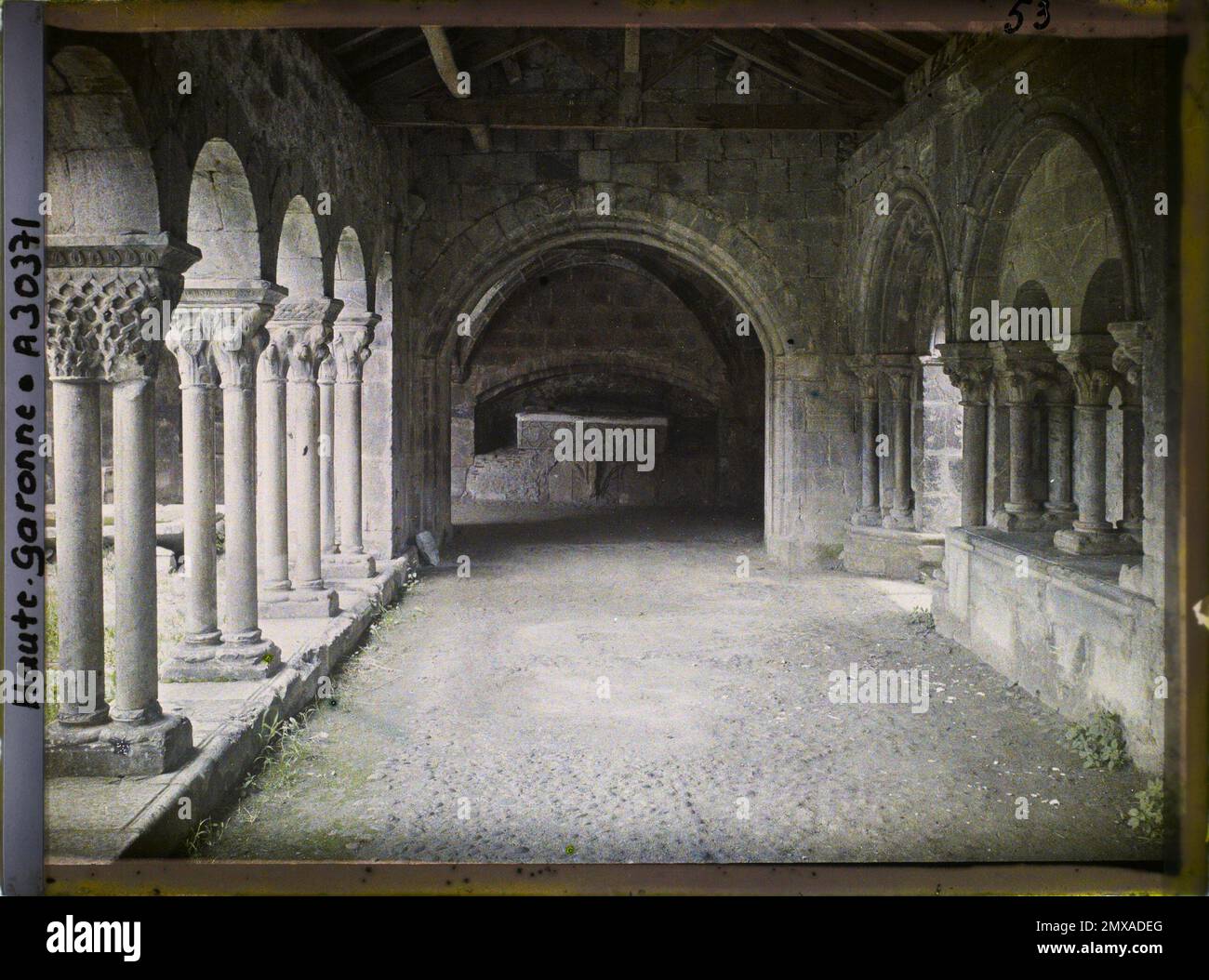 Church tomb christianity cloister funeral architecture sculpture hi-res ...