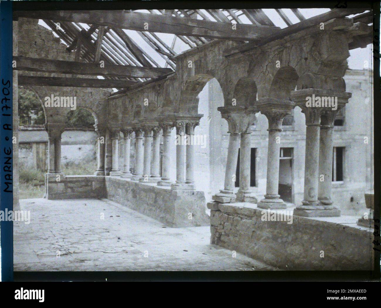 Church ruins bombing arc arcade arceau religious architecture hi-res ...