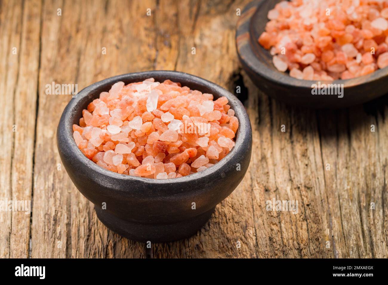 Himalayan Pink Salt in Container, Healthy Mineral Stock Photo - Alamy