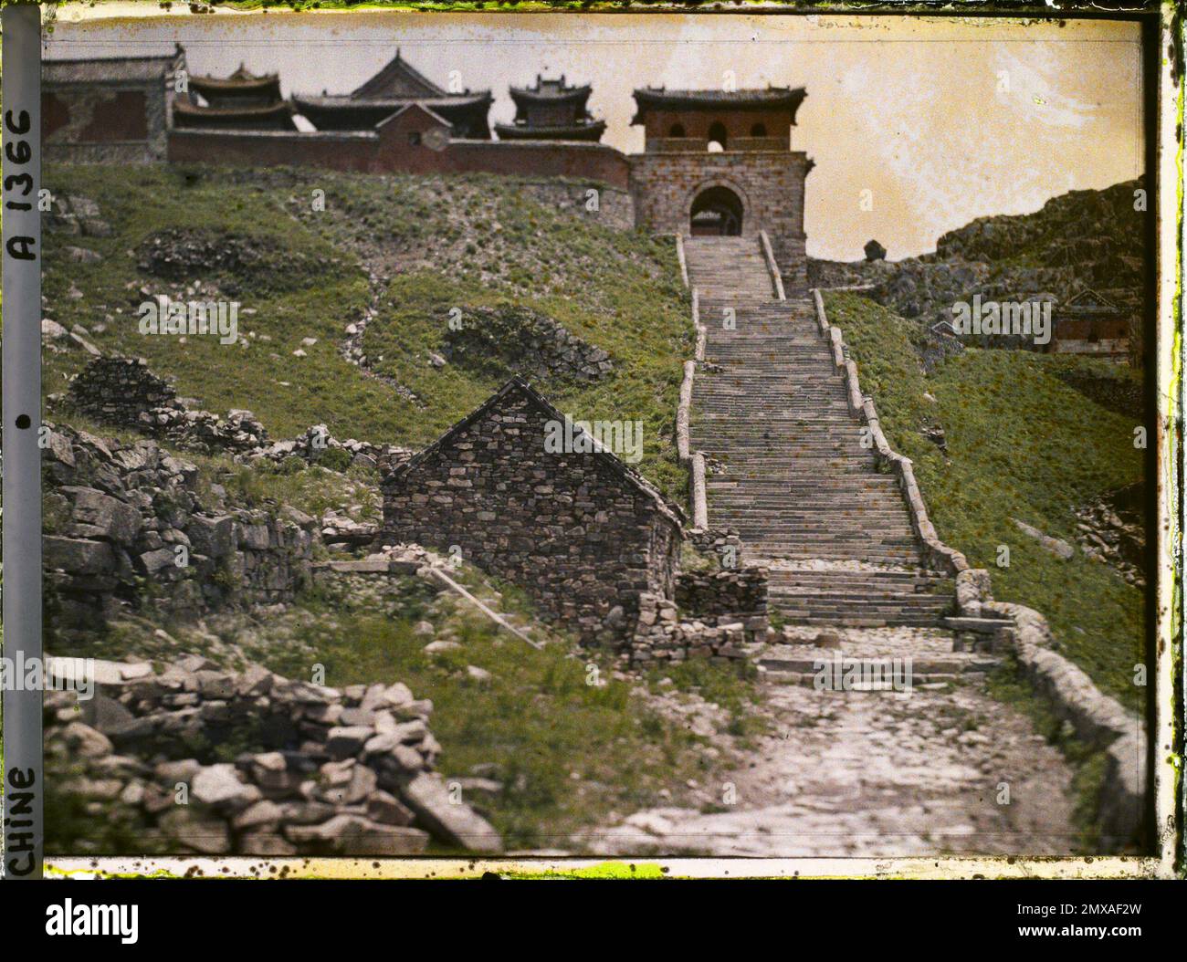 Taishan massif, China Bixiaci ("Temple of colorful clouds") , 1913 ...