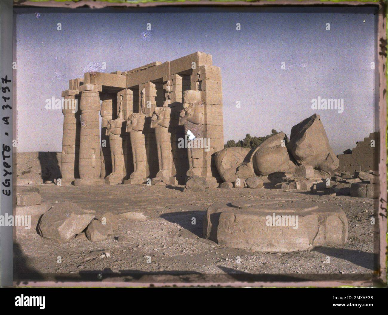 Rameseum thebes hi-res stock photography and images - Alamy