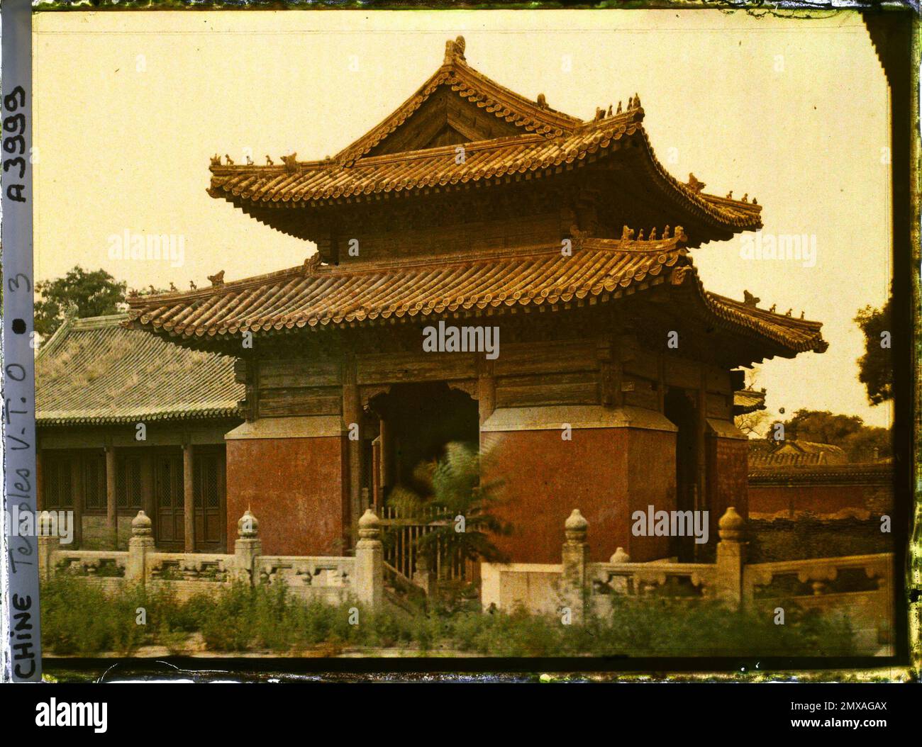 Beijing, China Liedai Diwangmiao ("Temple of the sovereigns of ...