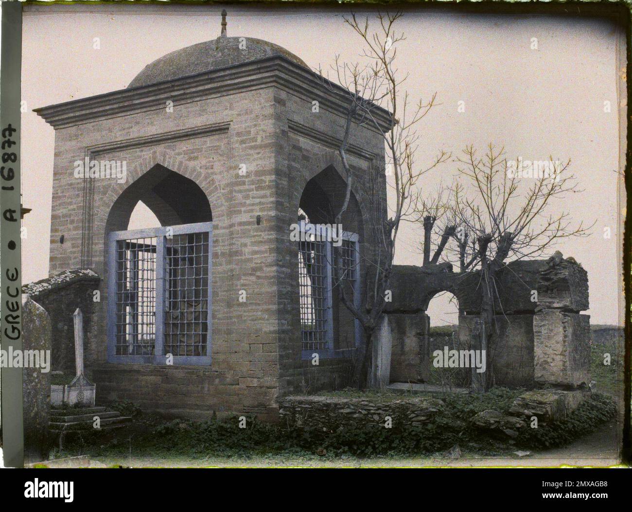 Tomb cemetery funeral architecture islam religious architecture habitat ...