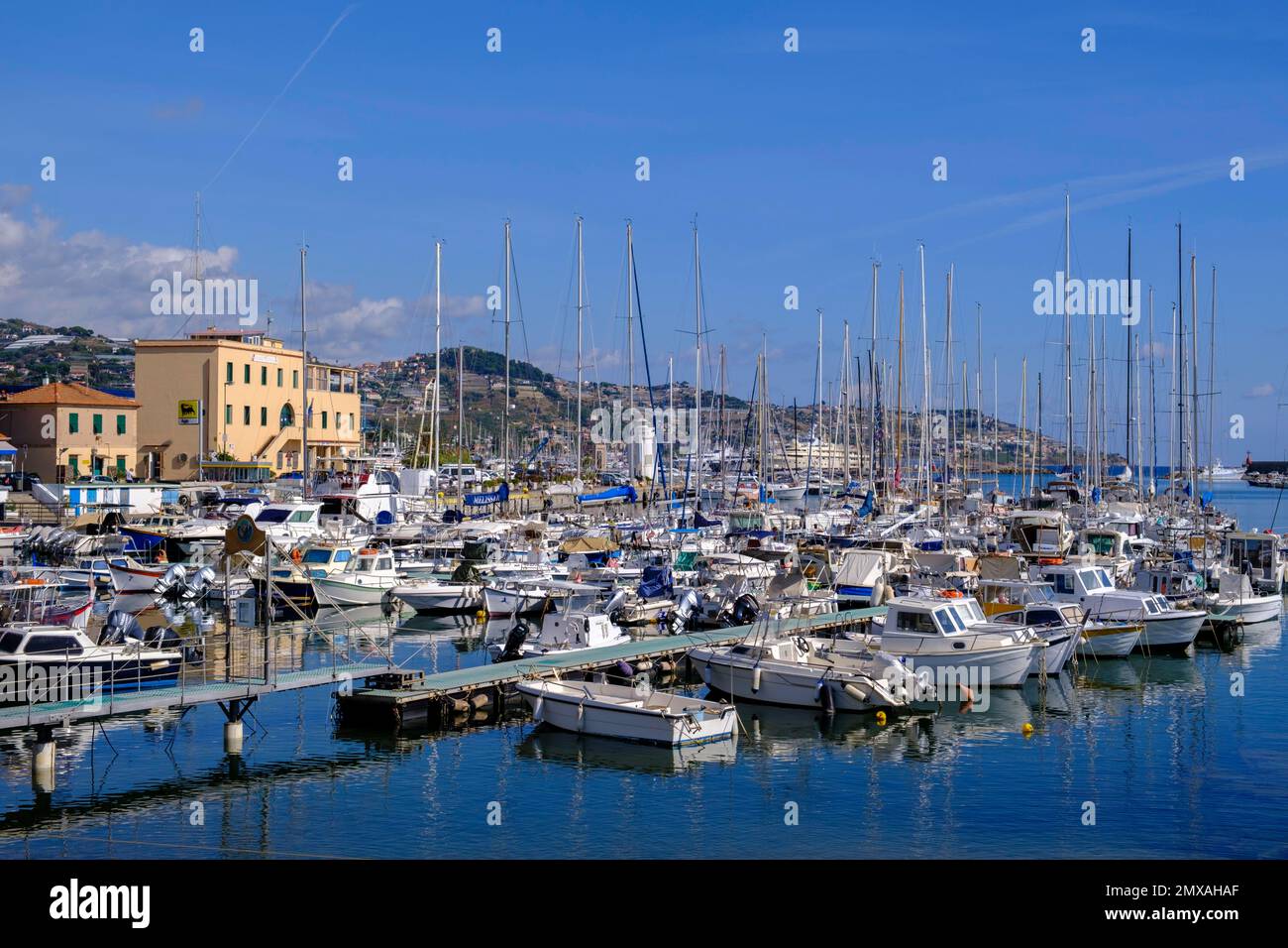 Sanremo porto vecchio hi-res stock photography and images - Alamy