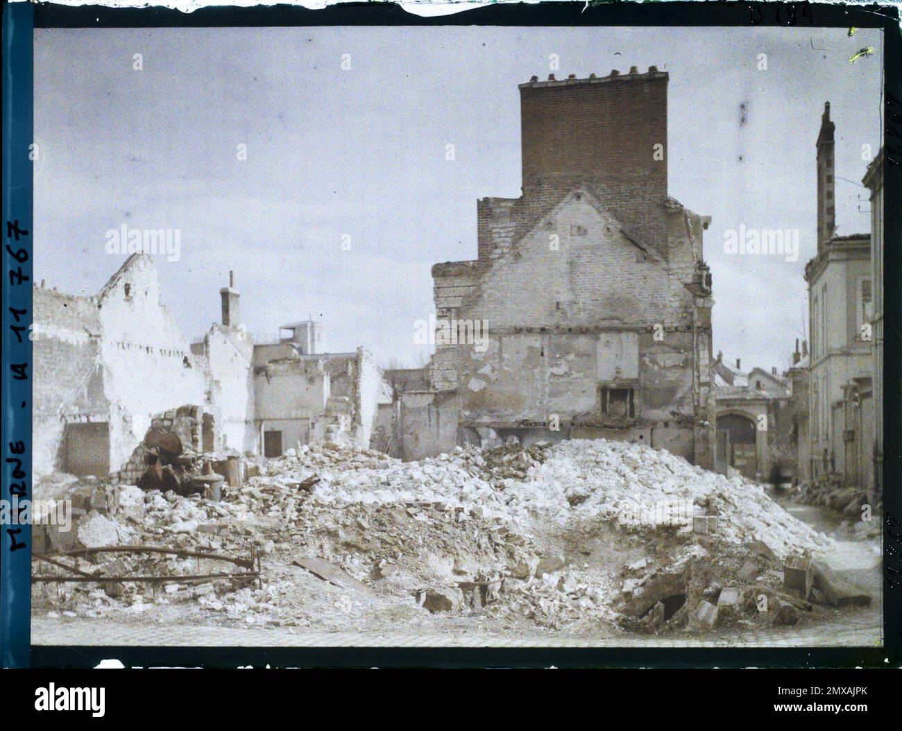 Reims , Marne , Champagne , France , 1917 - Marne - Fernand Cuville ...