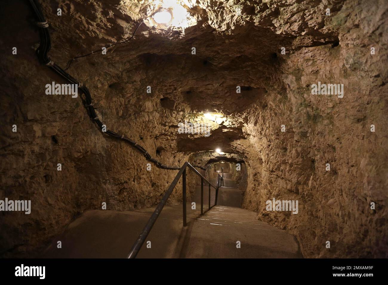 Metal railing hi-res stock photography and images - Alamy