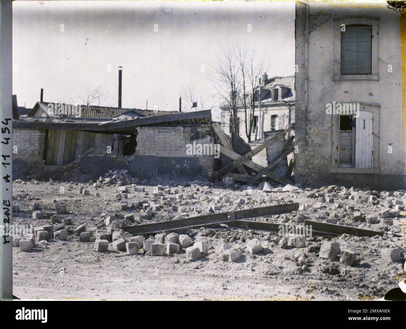 Rear front ruins bombing street neighborhood first world war ha hi-res ...