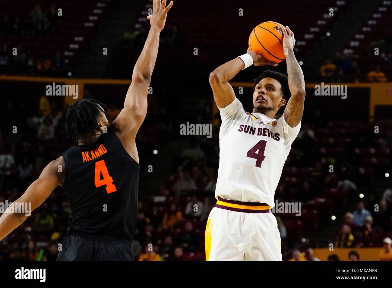 Arizona State's Desmond Cambridge Jr. looks to shoot over Oregon State ...