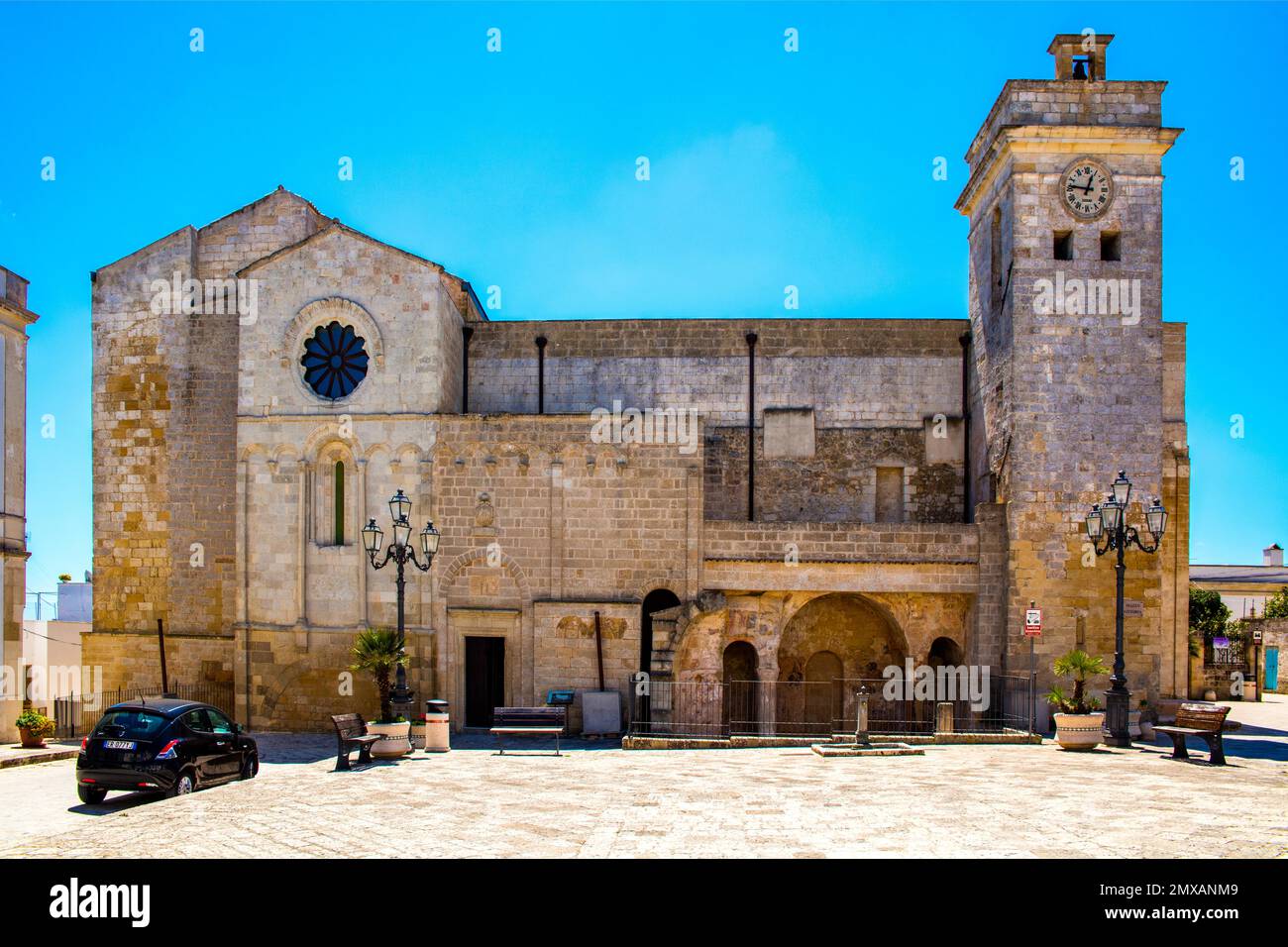 Piazza Vittoria with the 12th century Chiesa Santa Maria Annunziata ...