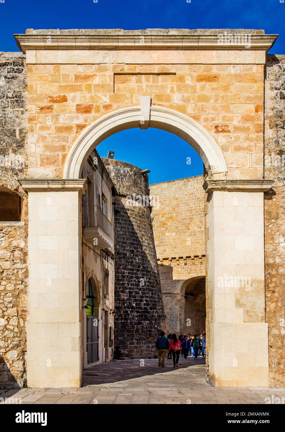 Medieval city wall, Porta di Terra and Torre Alfonsino, Otranto, Puglia ...
