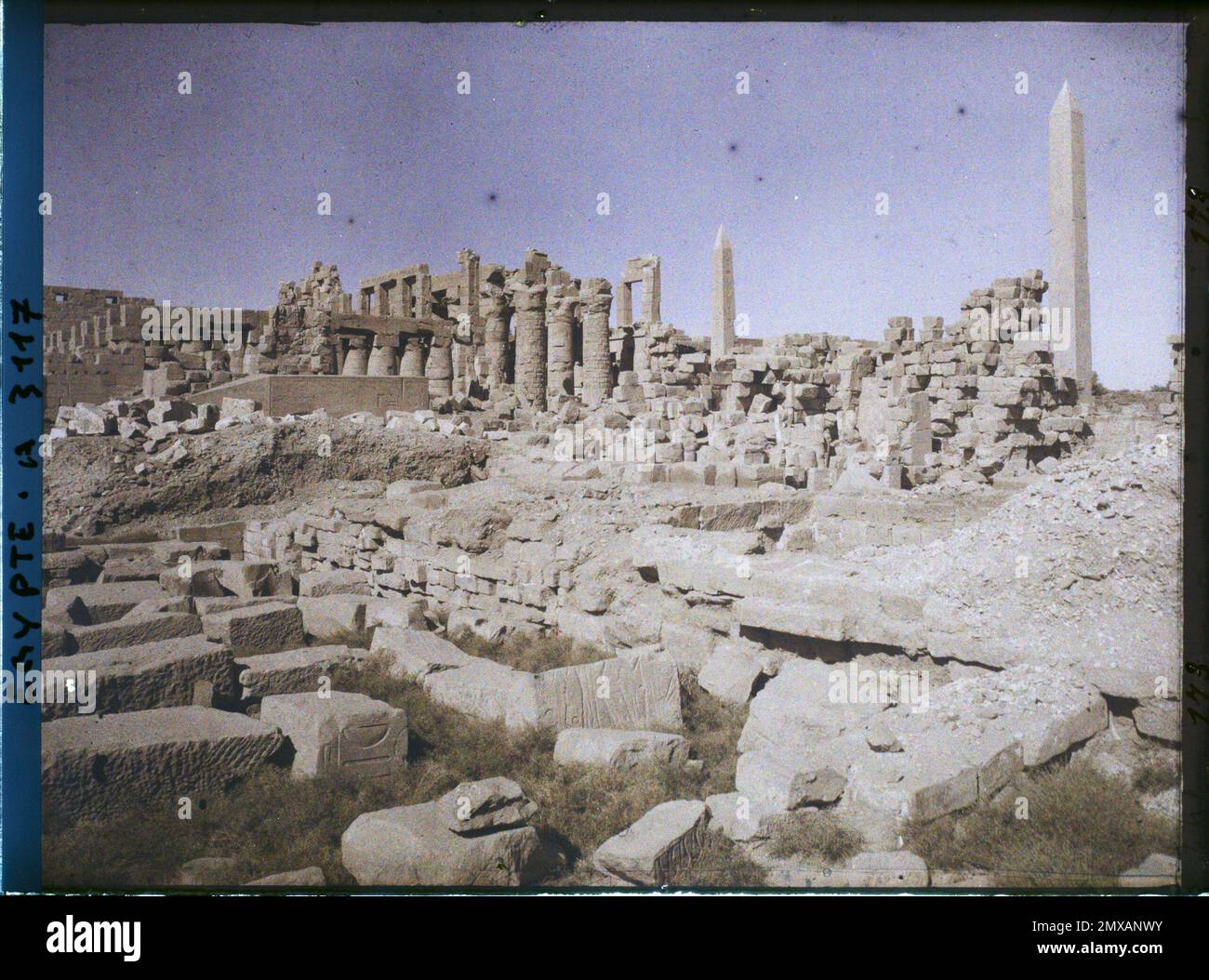 Obelisk temple archaeological vestige bas relief column egyptian hi-res ...