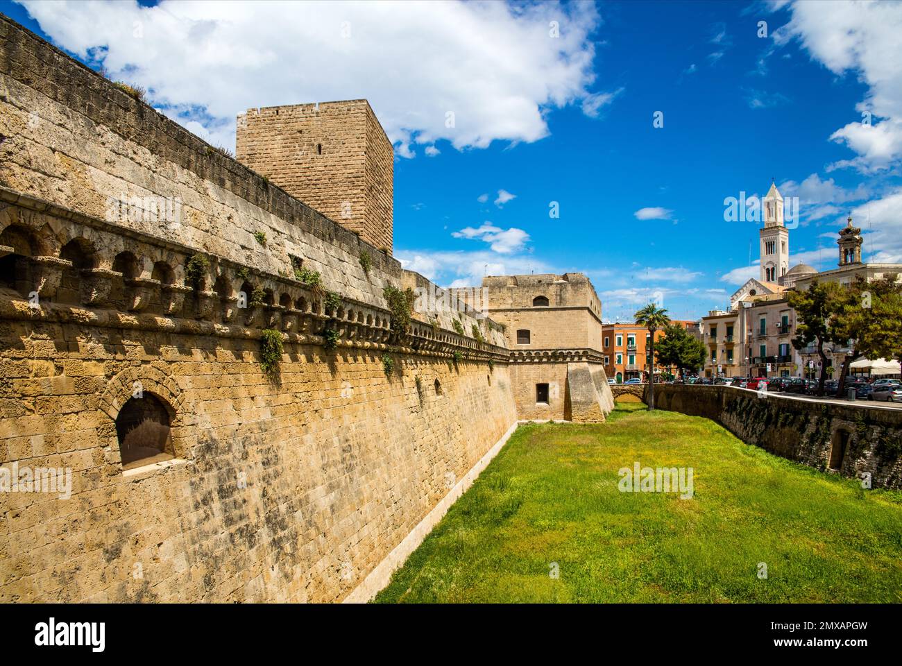 Castello Svevo, Bari, Puglia, Bari, Puglia, Italy Stock Photo - Alamy