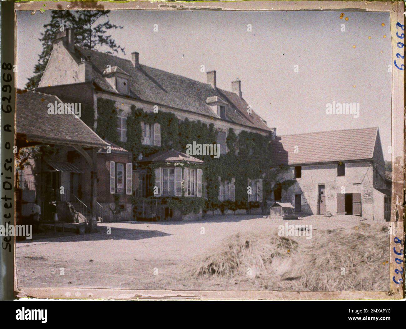 Montsoult, France , 1930 - Ile -de -France - Stéphane Passet - (May 1 ...