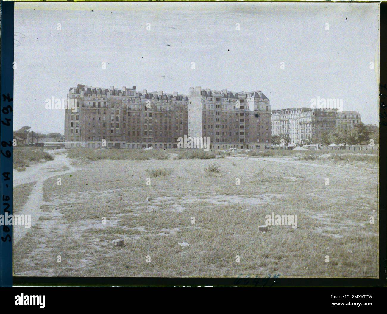 Paris (XIV arr.), France Construction of bon market (HBM) dwellings on ...