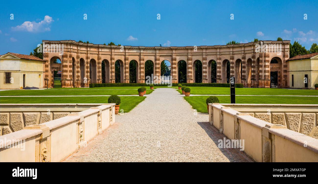 Mannerist architecture, Palazzo Te, pleasure palace, Mantua, Lombardy ...
