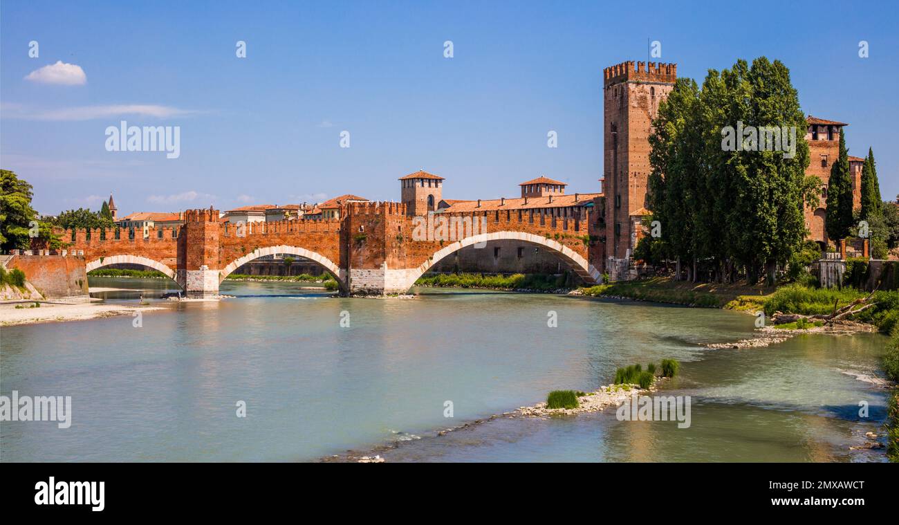 Castelvecchio museum hi-res stock photography and images - Alamy