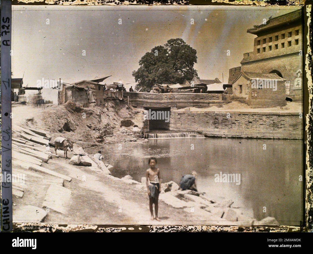 Beijing, China near Yongdingmen ("Porte de la stability") , 1912 ...