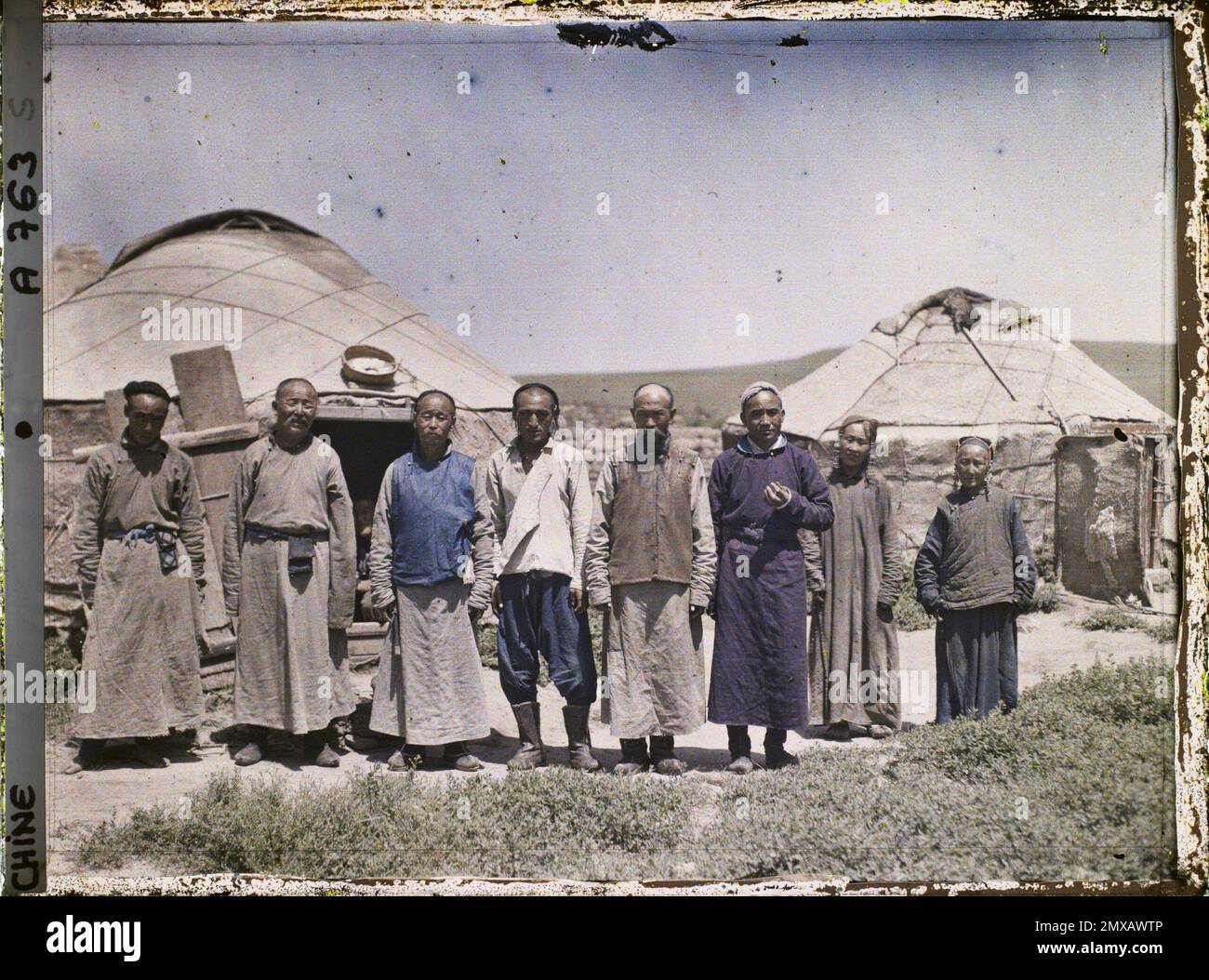 China yurt mongols hi-res stock photography and images - Alamy