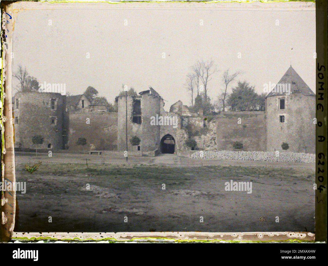 Tour fortified architecture rampart habitat architecture france hi-res ...