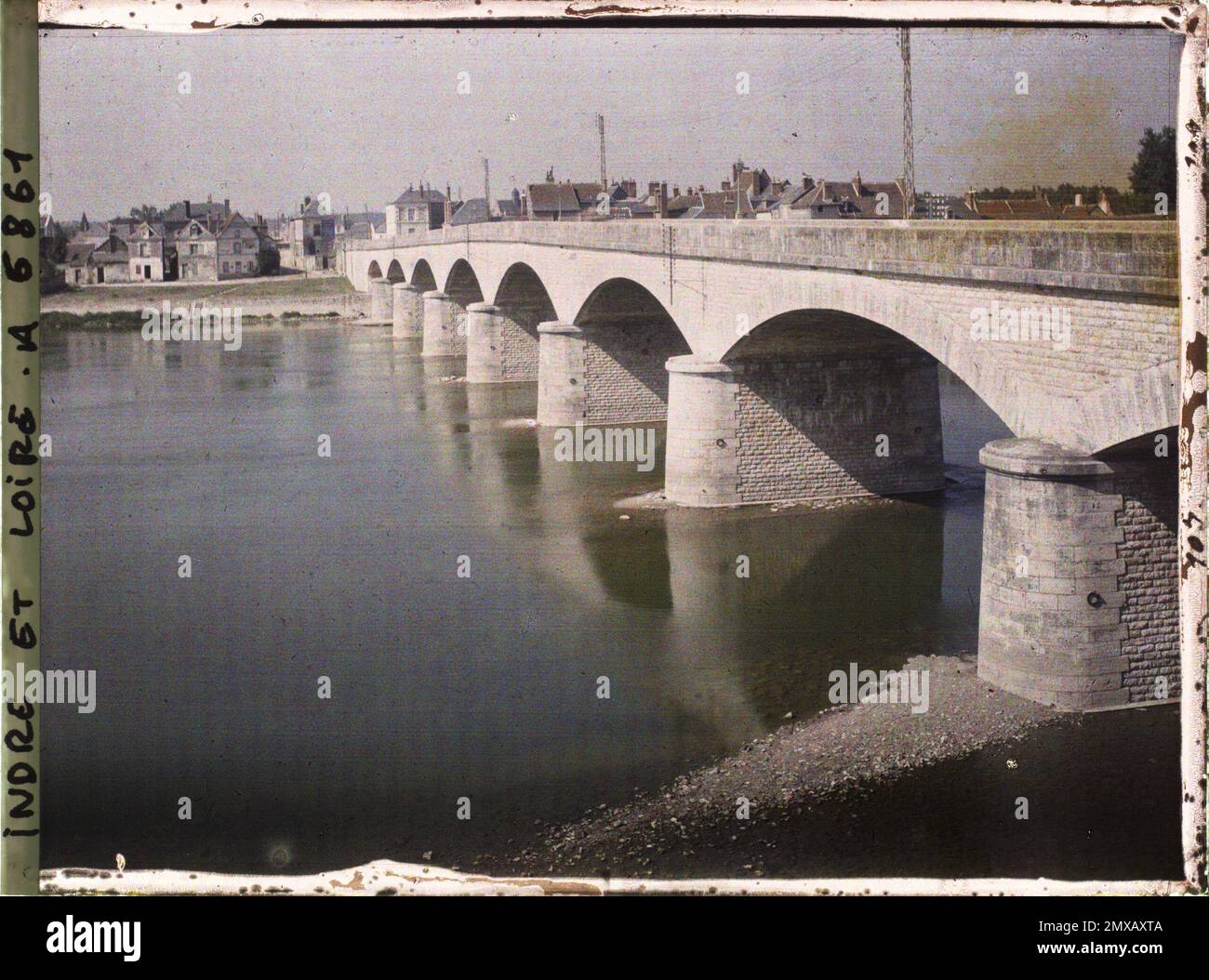 Current marechal leclerc bridge hi-res stock photography and images - Alamy