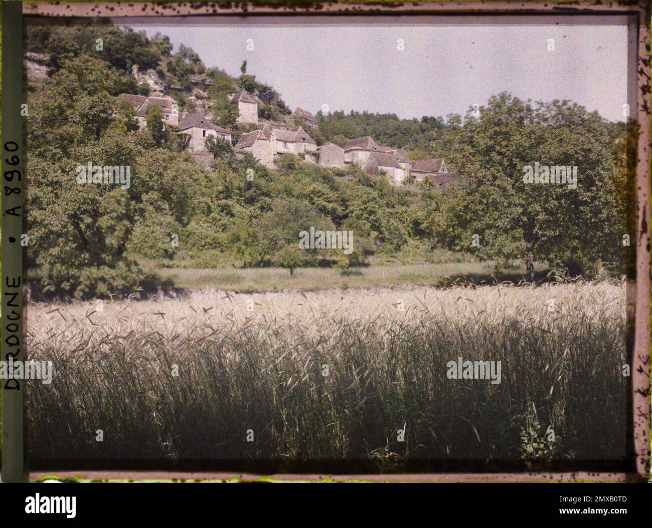 La Roque-Gageac, Dordogne, France , 1916 - French provinces - Jean ...