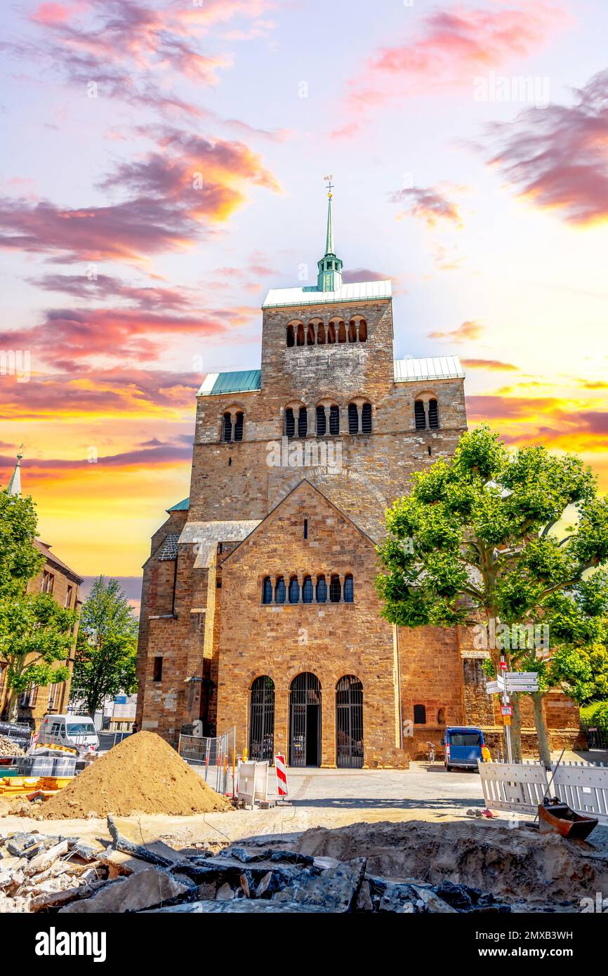 Minden cathedral hi-res stock photography and images - Alamy