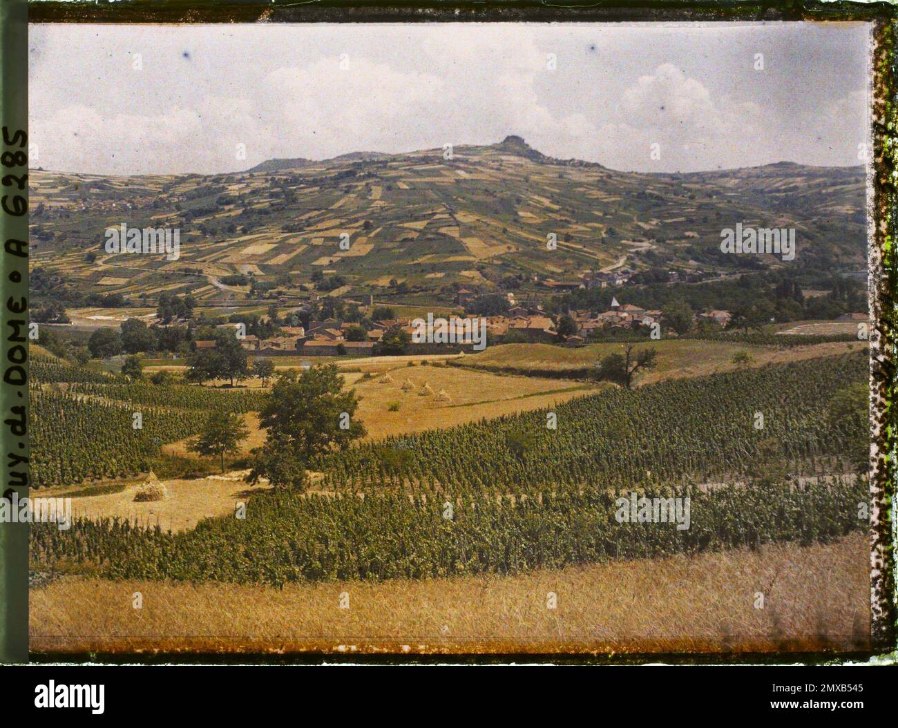 Yronde-et-Buron, France , 1911 - Center of France Auvergne Bourgogne ...