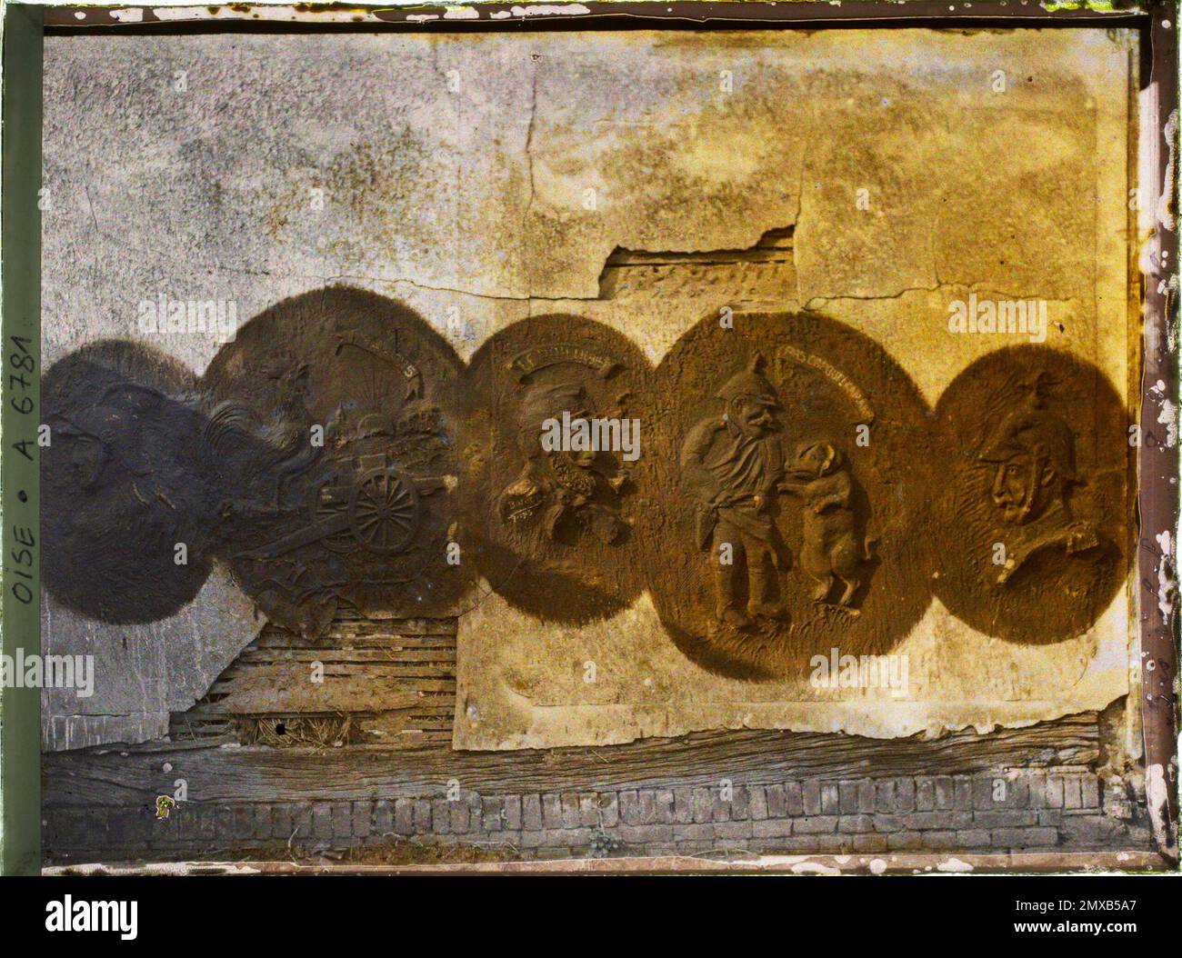 Oise, France Art of Trenches: Bas-relief , 1915 - Picardie - Stéphane ...